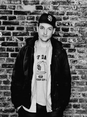 Suff Daddy: Der neue Track "Feel It" im Video – laut.de – News