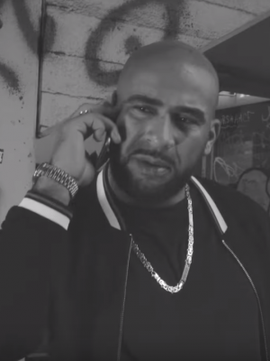 Veysel: Neues Video "Gib Ab" – laut.de – News