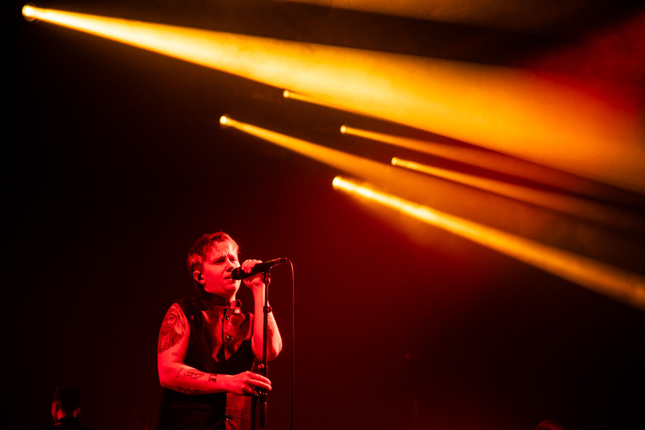 Nothing But Thieves – Conor Mason. (12/26) – Hit um Hit aus England ...