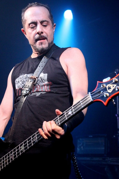 Overkill – D.D. Verni (11/12) – Die New Yorker sind live nach wie vor ...