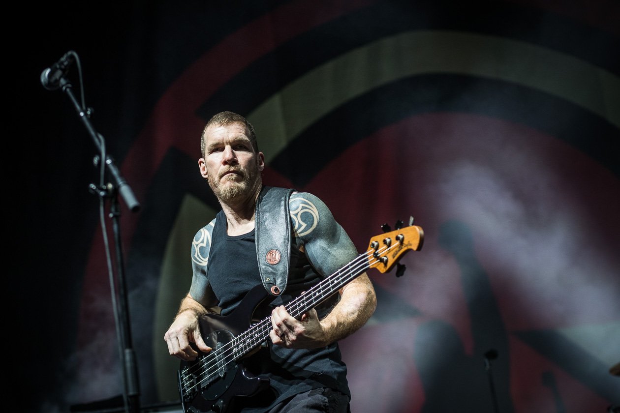 Prophets Of Rage – Tim Commerford . (7/18) – RATM, Cypress Hill und ...