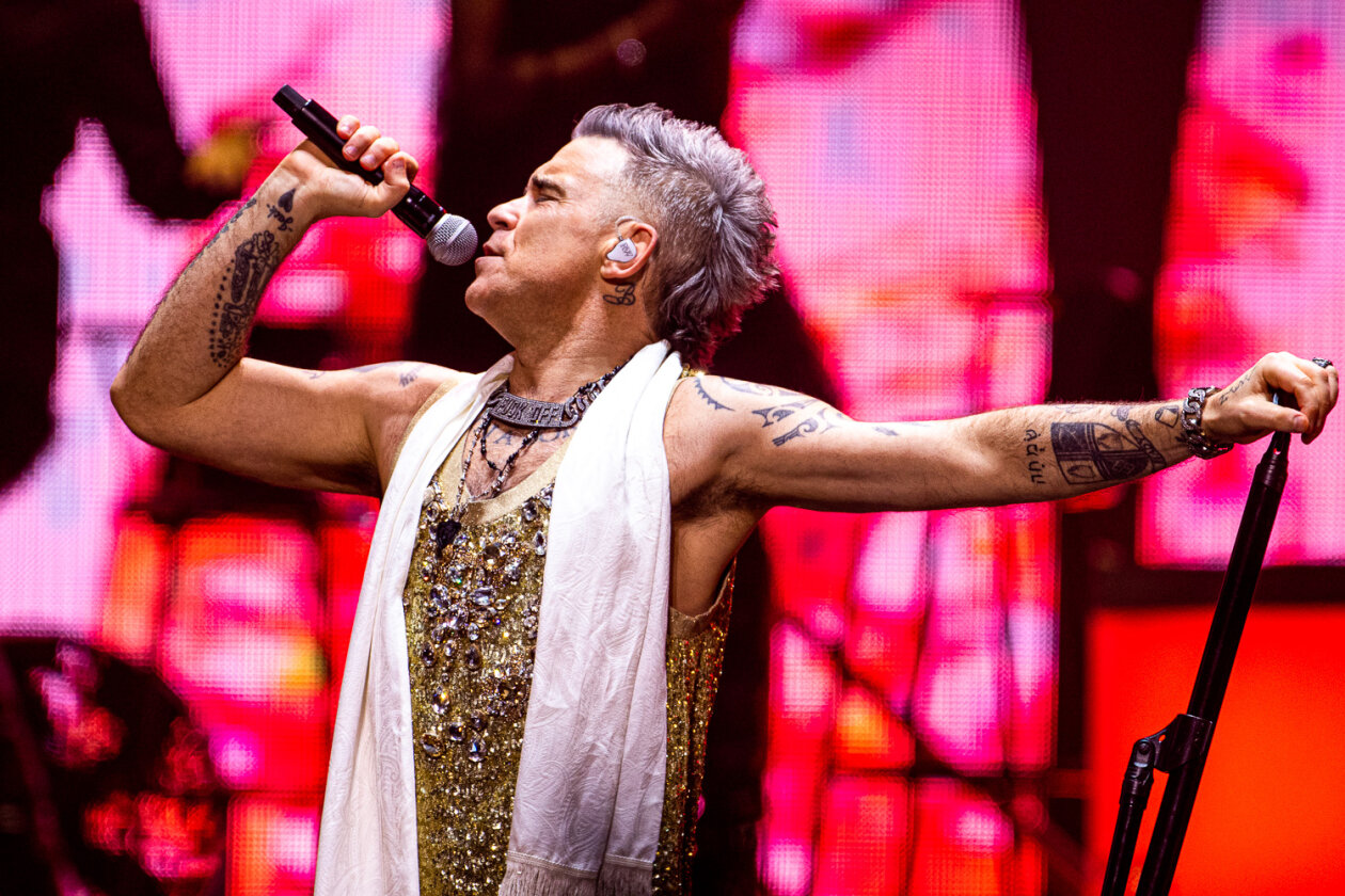 Robbie Williams – Robbie Williams. (9/35) – laut.de – Foto