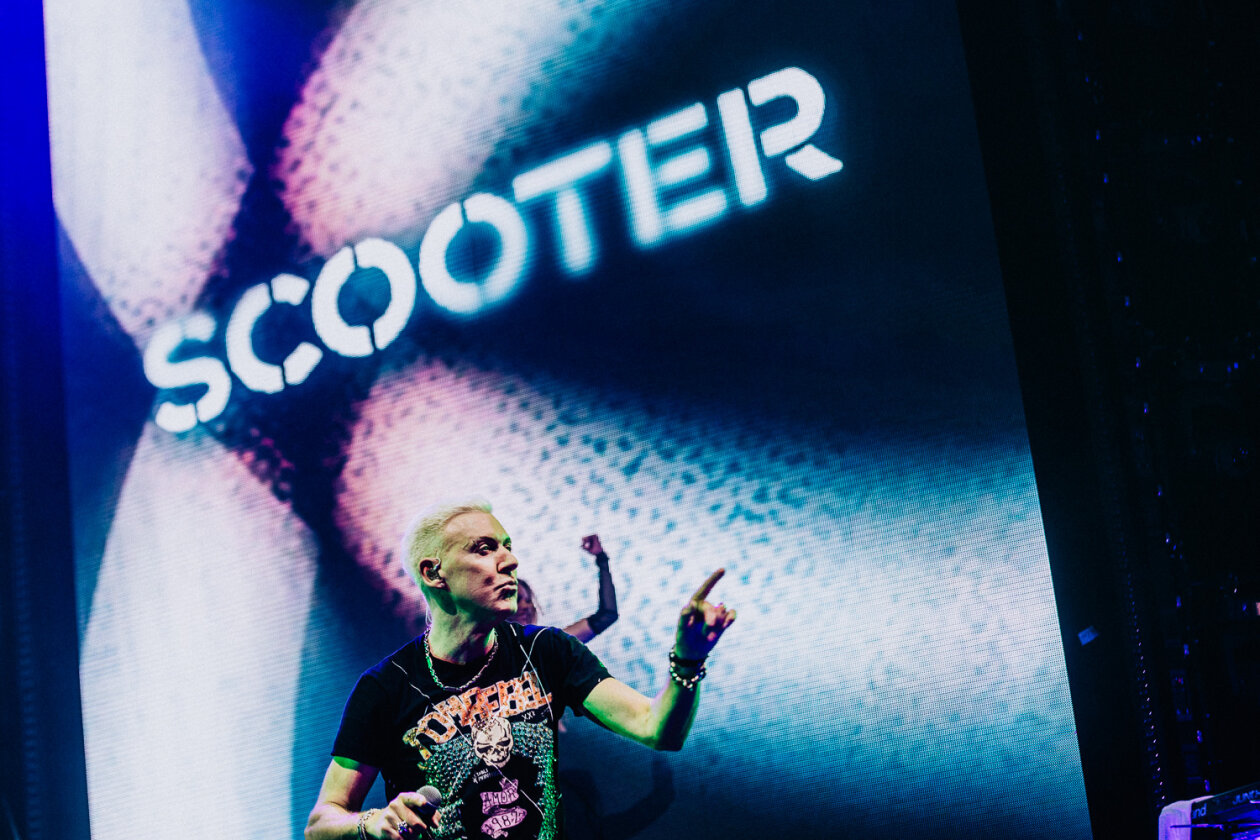 Scooter – Scooter. (17/30) – Techno is back: H. P. Baxxter und Co. live ...