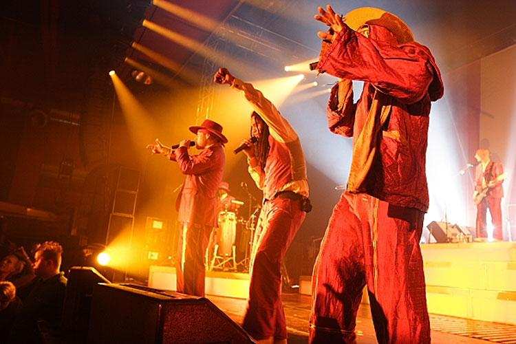 Seeed – (12/13) – Wir sind Seeed, und auch der Ruhrpott ist unser ...