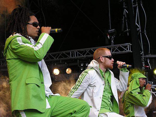 Seeed – (1/9) – Seeed live auf dem Open Air St. Gallen, Juli 2005 ...