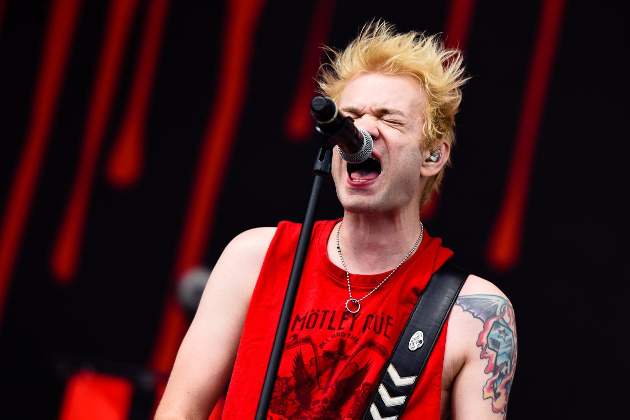 Sum 41 – Deryck Whibley. (4/11) – Deryck Whibley und Co. rockten den ...
