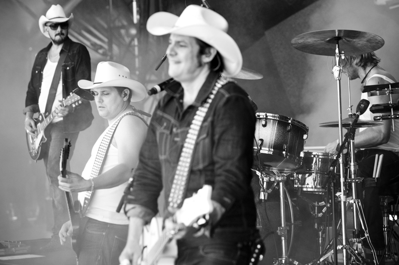 The BossHoss – The BossHoss. (21/23) – Mit den Berlinern auf der Bühne ...
