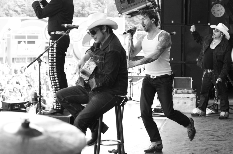The BossHoss – Stagetime. (2/23) – Mit den Berlinern auf der Bühne ...