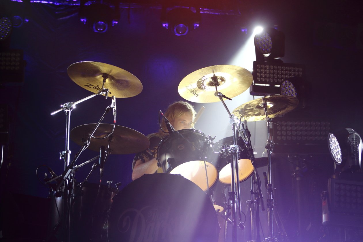 The Darkness – Rufus Tiger Taylor. (6/19) – Die Engländer halten mit ...