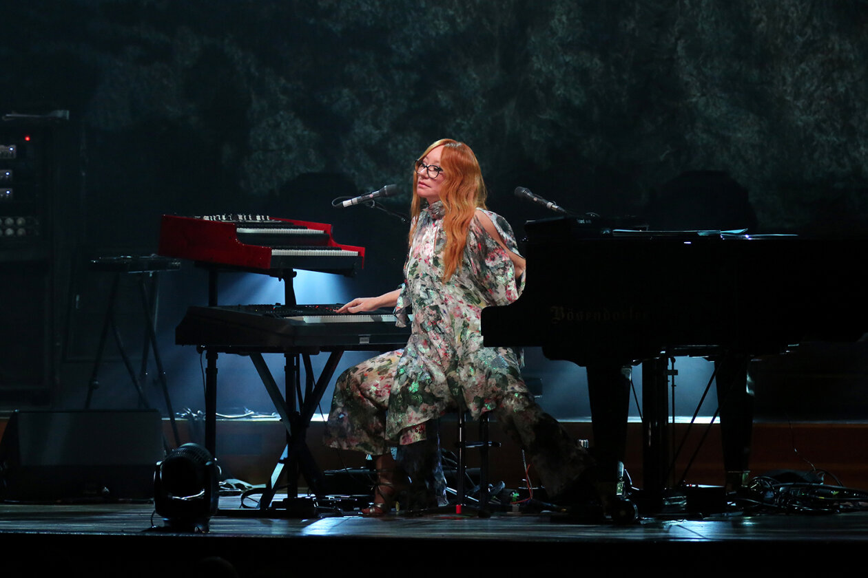 Tori Amos – Tori Amos. (6/6) – Die amerikanische Singer/Songwriterin ...