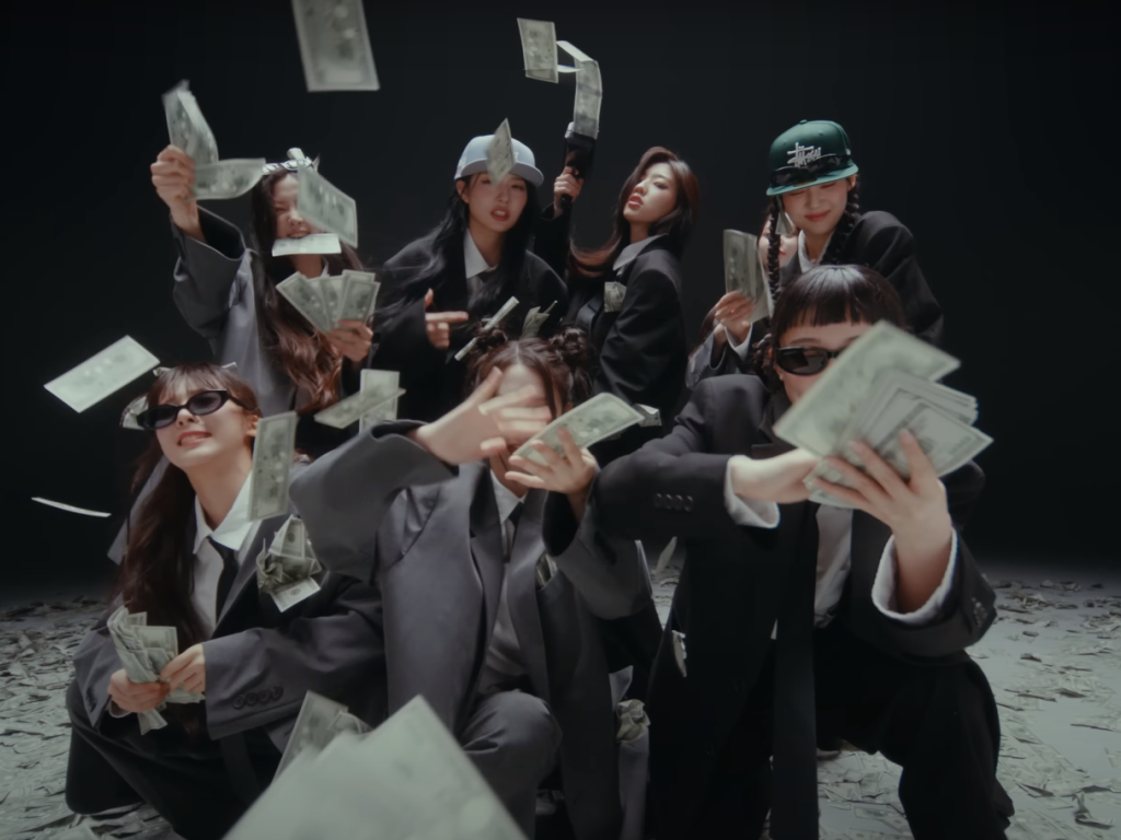 TripleS – laut.de – Band