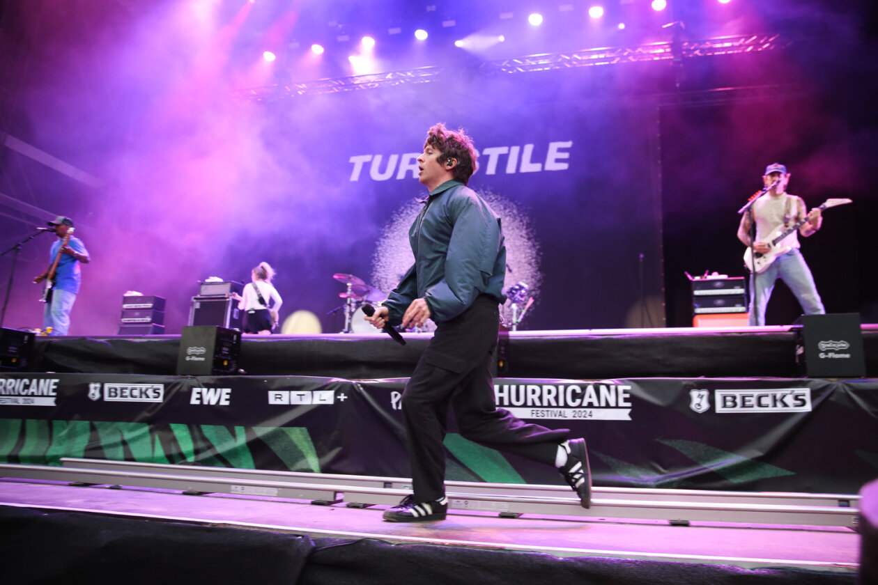 Turnstile – Turnstile. (4/15) – Schweißtreibendes Highlight am Samstag ...