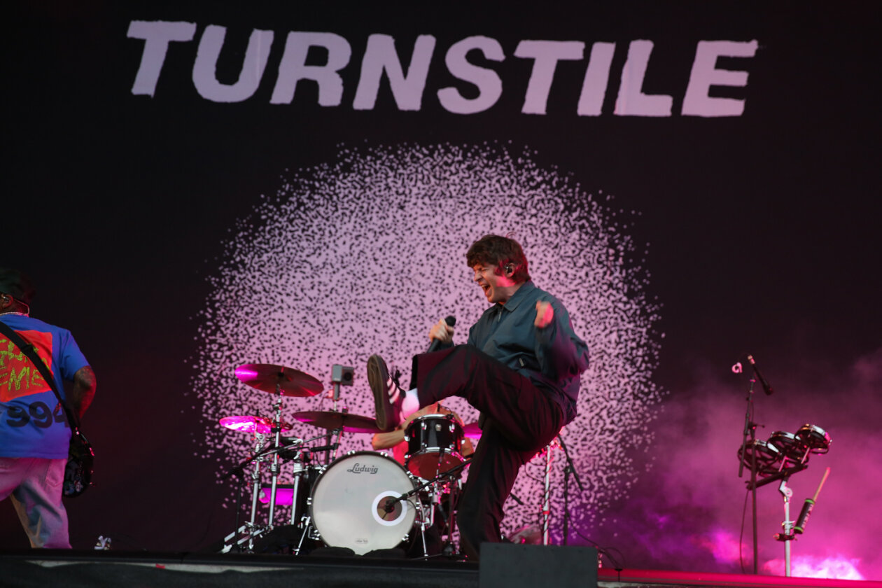 Turnstile – Turnstile. (10/15) – Schweißtreibendes Highlight am Samstag ...