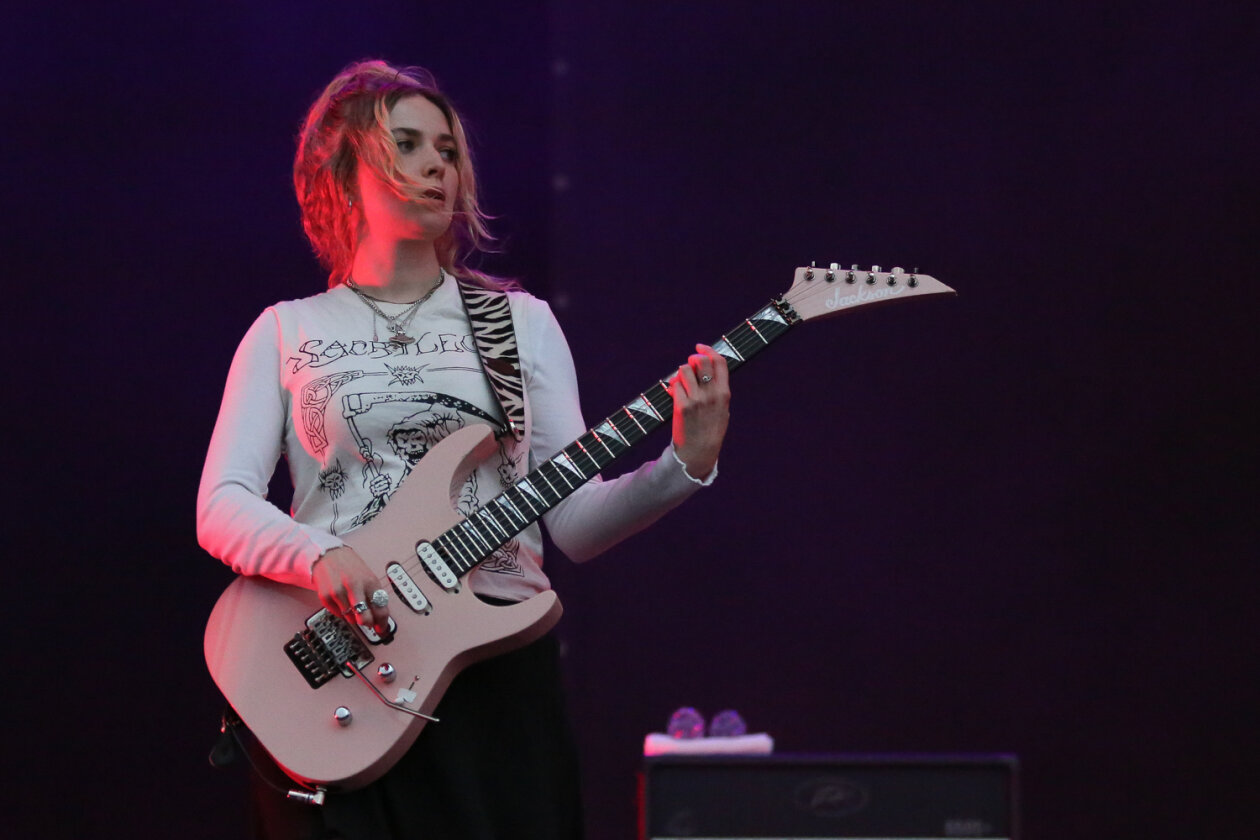 Turnstile – Meg Mills (Livemitglied). (5/15) – Schweißtreibendes ...