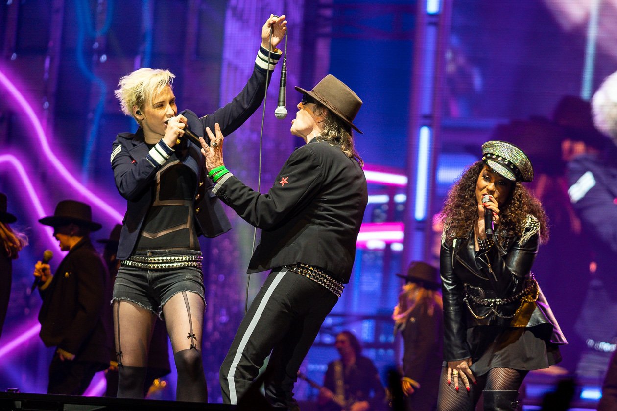 Udo Lindenberg – Udo Lindenberg. (8/12) – 16.000 feiern den einzig ...