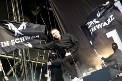 Kraftklub – Karl Schumann. (12/16) – Der Sommer trägt heuer schwarz ...