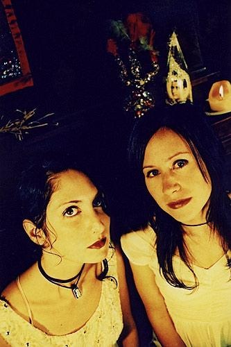 Azure Ray – laut.de – Fotogalerie