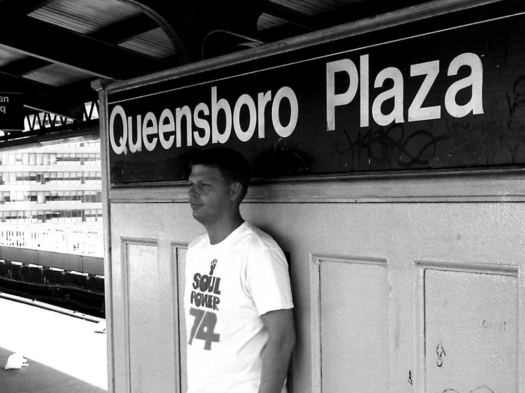 DJ Tom Select – laut.de – Fotogalerien