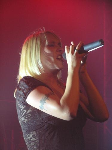 Milu: miLù live im KUZ Mainz – laut.de – Fotogalerie