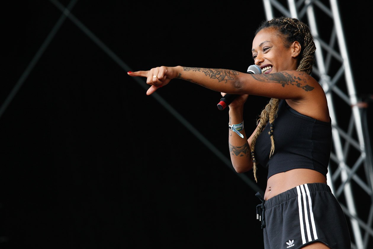 SXTN – ... du! (8/12) – laut.de – Foto