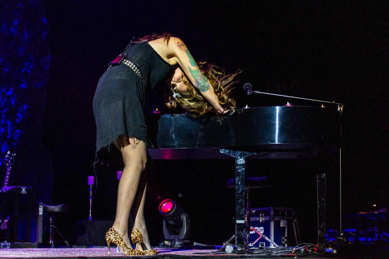 Beth Hart – Beth Hart. (19/29) – laut.de – Foto