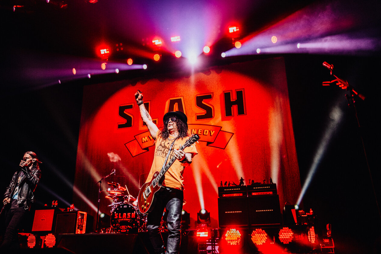 Slash – Myles und Slash. (26/28) – laut.de – Foto